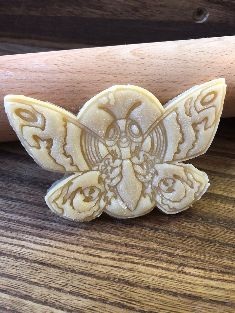 Moth Cookie Cutter, Bug, Insect, Kaiju, Cookie Cutter and Stamp - Etsy