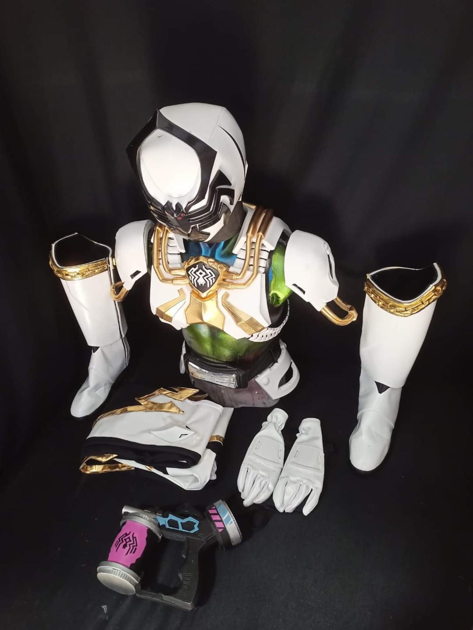 SPIDER KUMONOS of Sentai Hero Series Ohsama Sentai King Ohger - Etsy