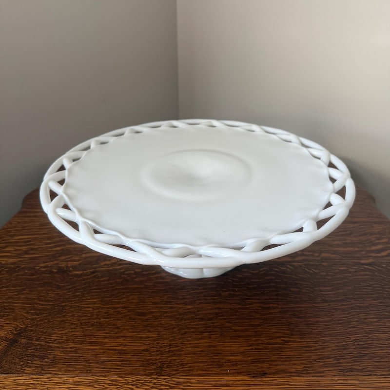 Milk Glass Cake Stand - Etsy
