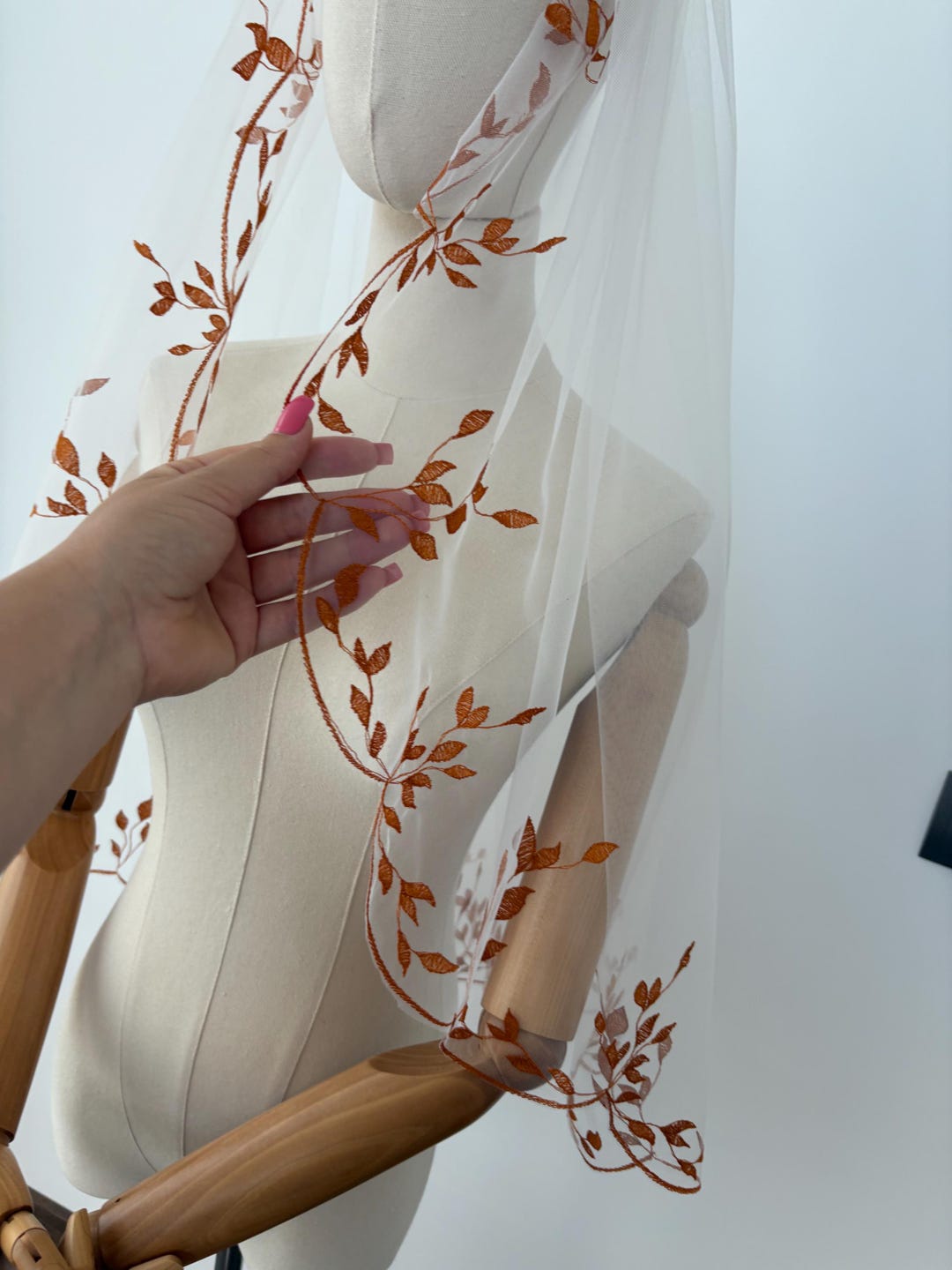 Embroidered Autumn Leaf Wedding Veil: Boho Rustic Tulle Bridal Veil - Etsy