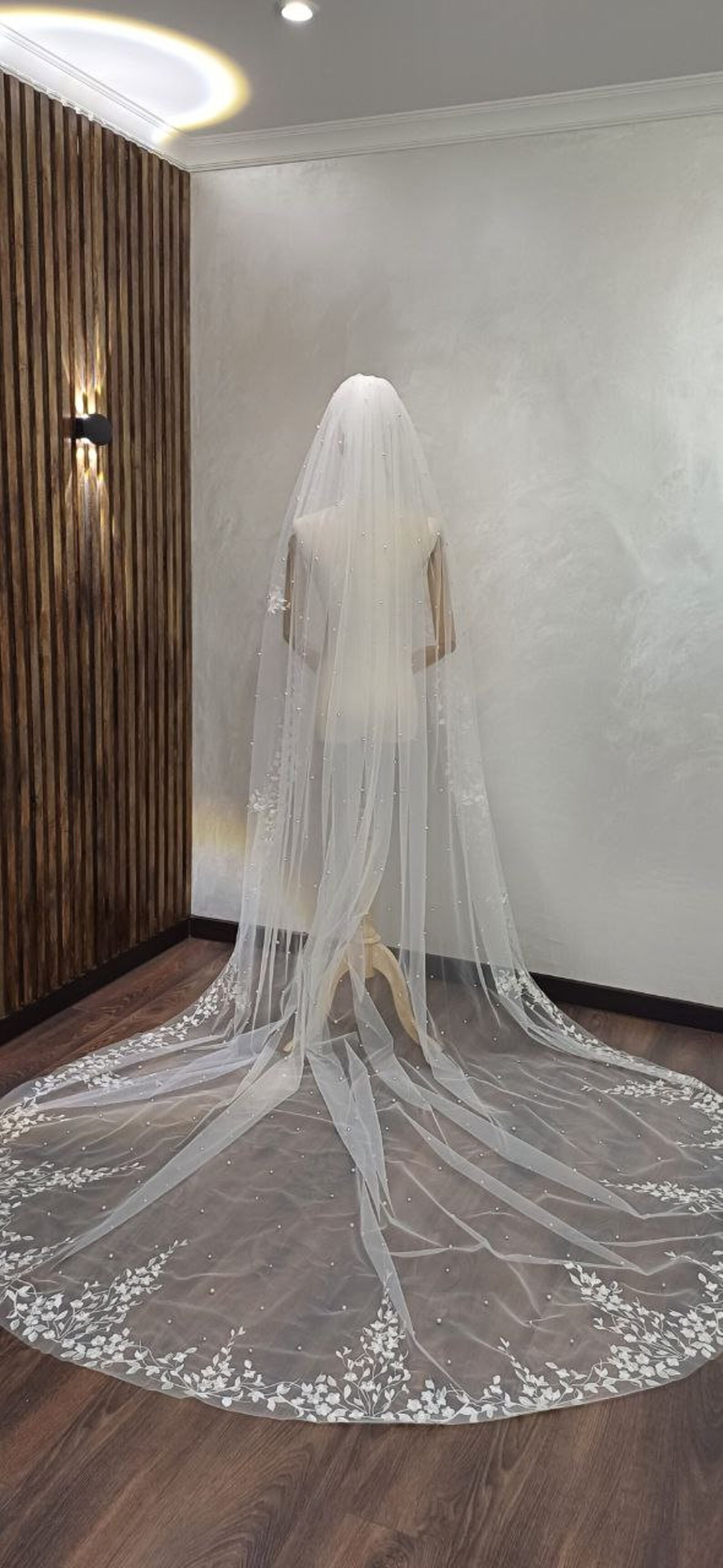 Beautiful Veil With Floral Lace Embroidery and Pearls Along the Entire ...
