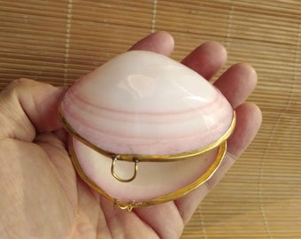 Clam Shell Ring Box - Etsy