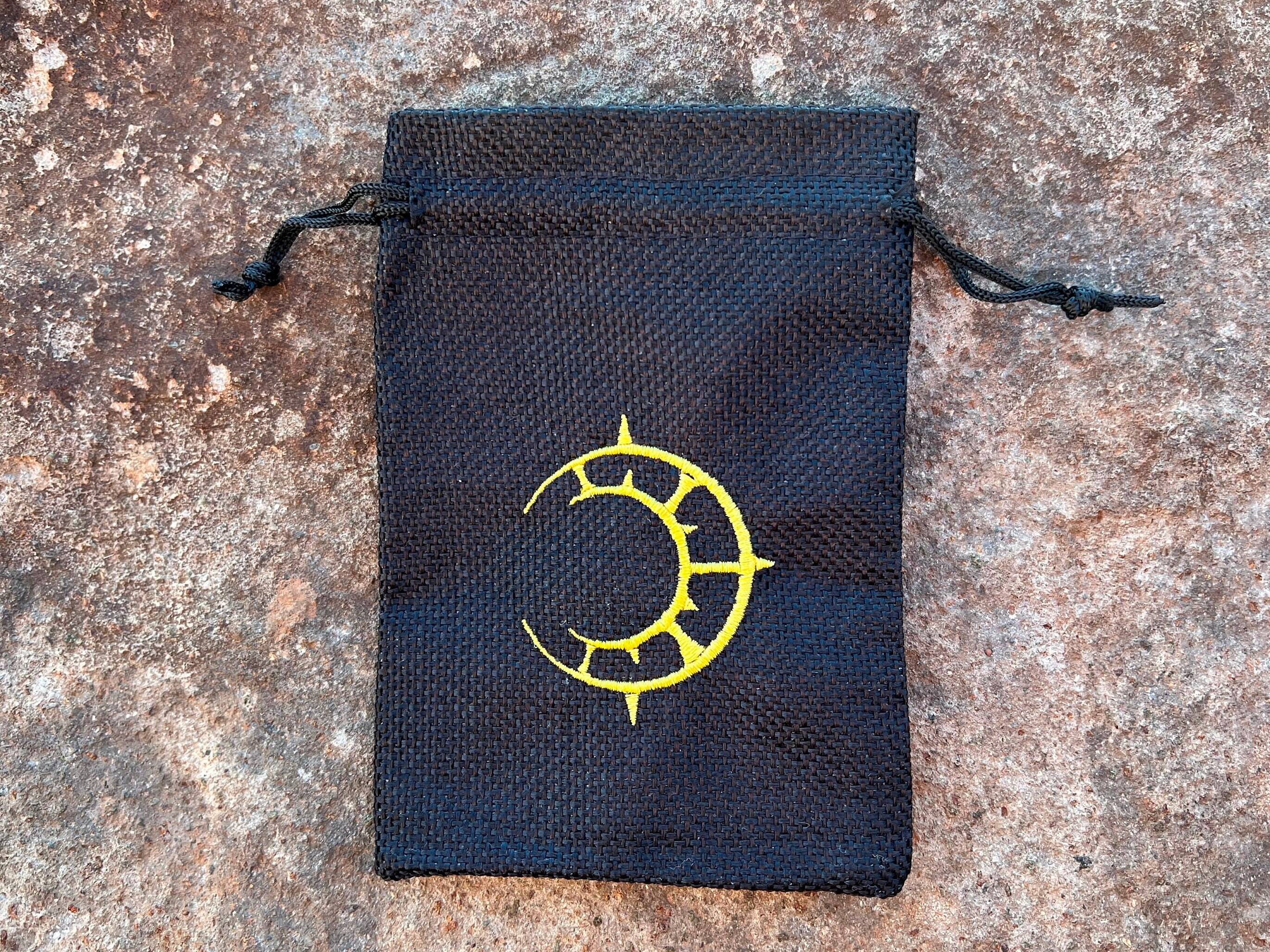 SET of 5 Fire Emblem Embroidered Dnd Dice Bag, FE3H Inspired D&D Dice ...