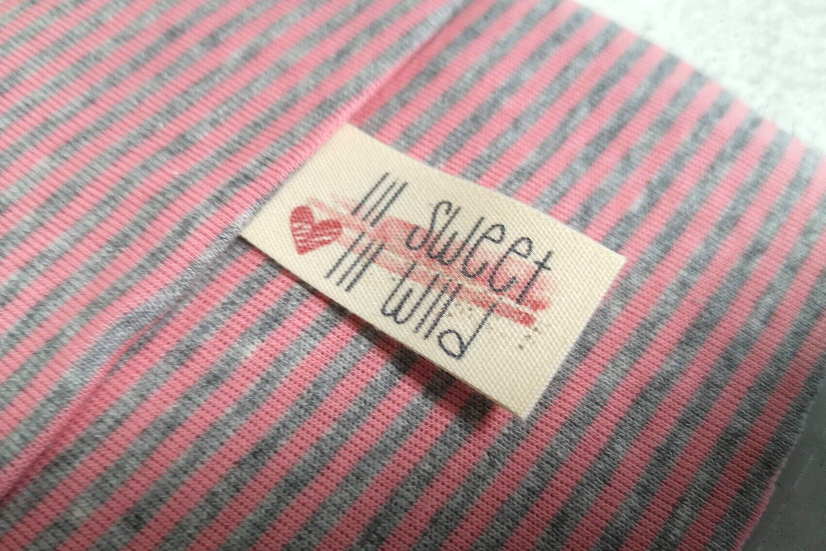 50 Custom Design Fabric Clothing Labels Design With Your Text | Etsy UK