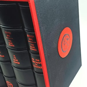 Stephen King - Dark Tower Set of the 8 Volumes [complete] Leather Bound ...