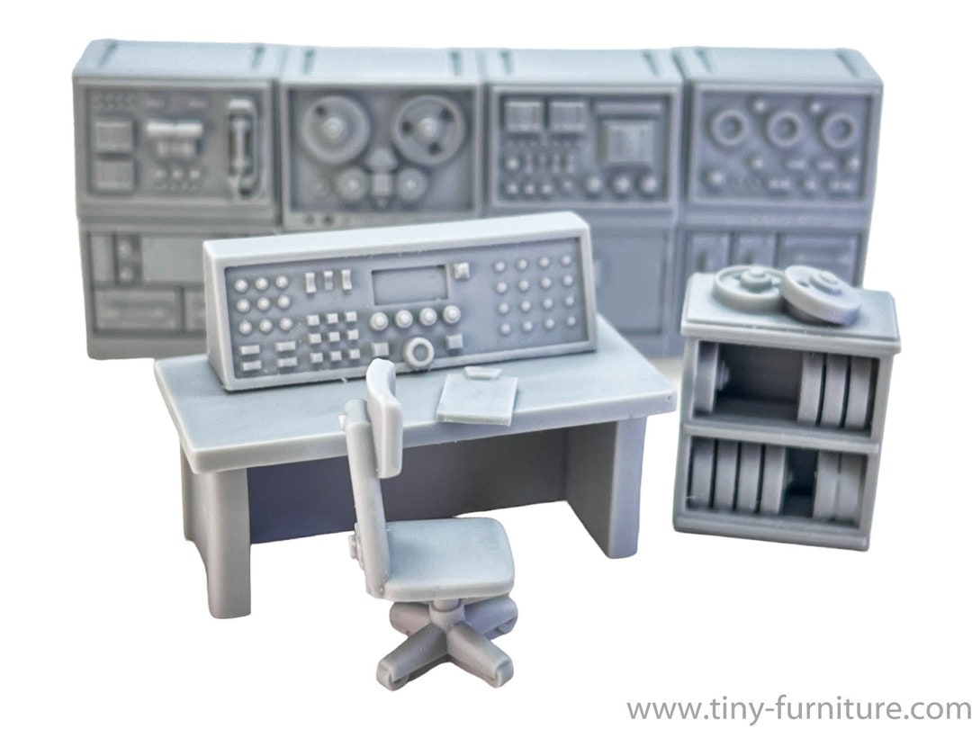 Vintage Computer Consoles Tabletop Furnishing Props, and Terrain for D ...
