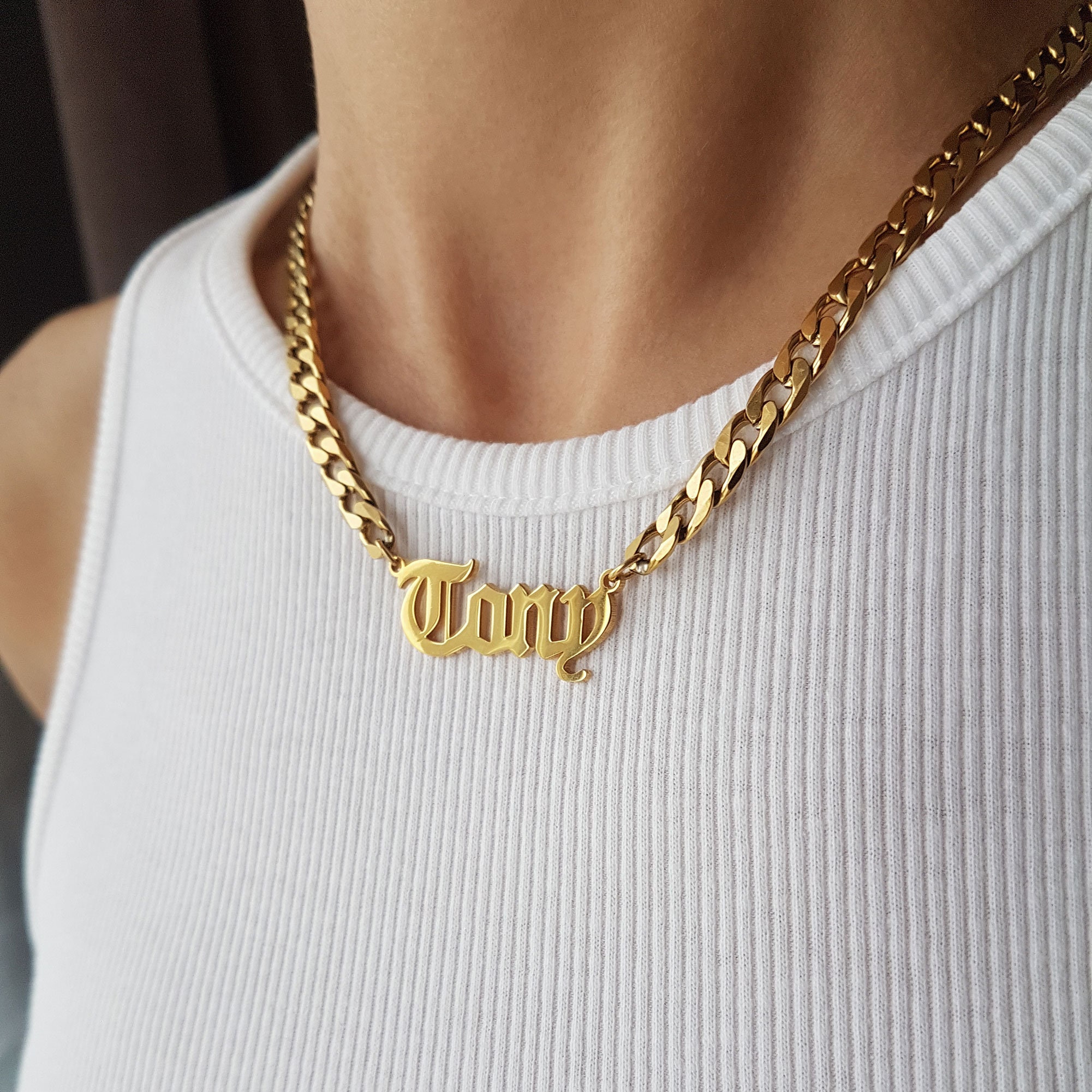 14k gold old english name necklace store