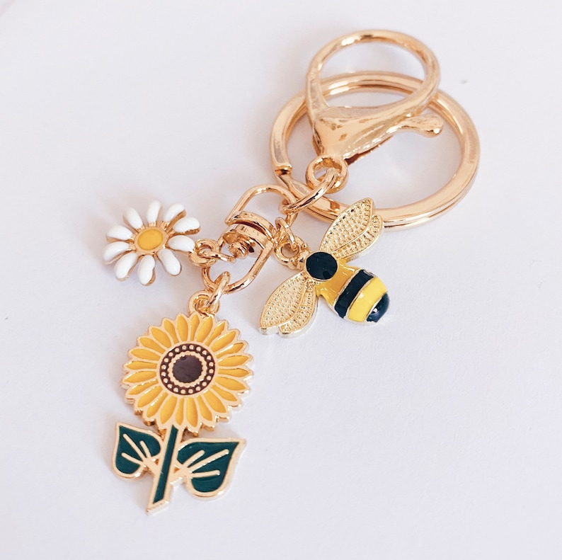Sunflower Bee Keychain | Bag Charm | Sunflower Nature Gift | Custom ...