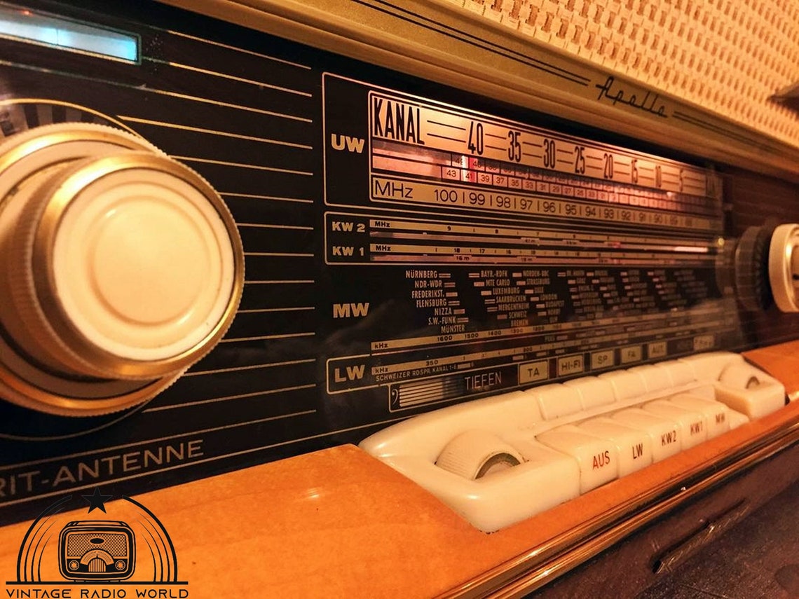 Loewe Opta Apollo 4760 W | Vintage Radio | Orjinal Old Radio | Antique ...