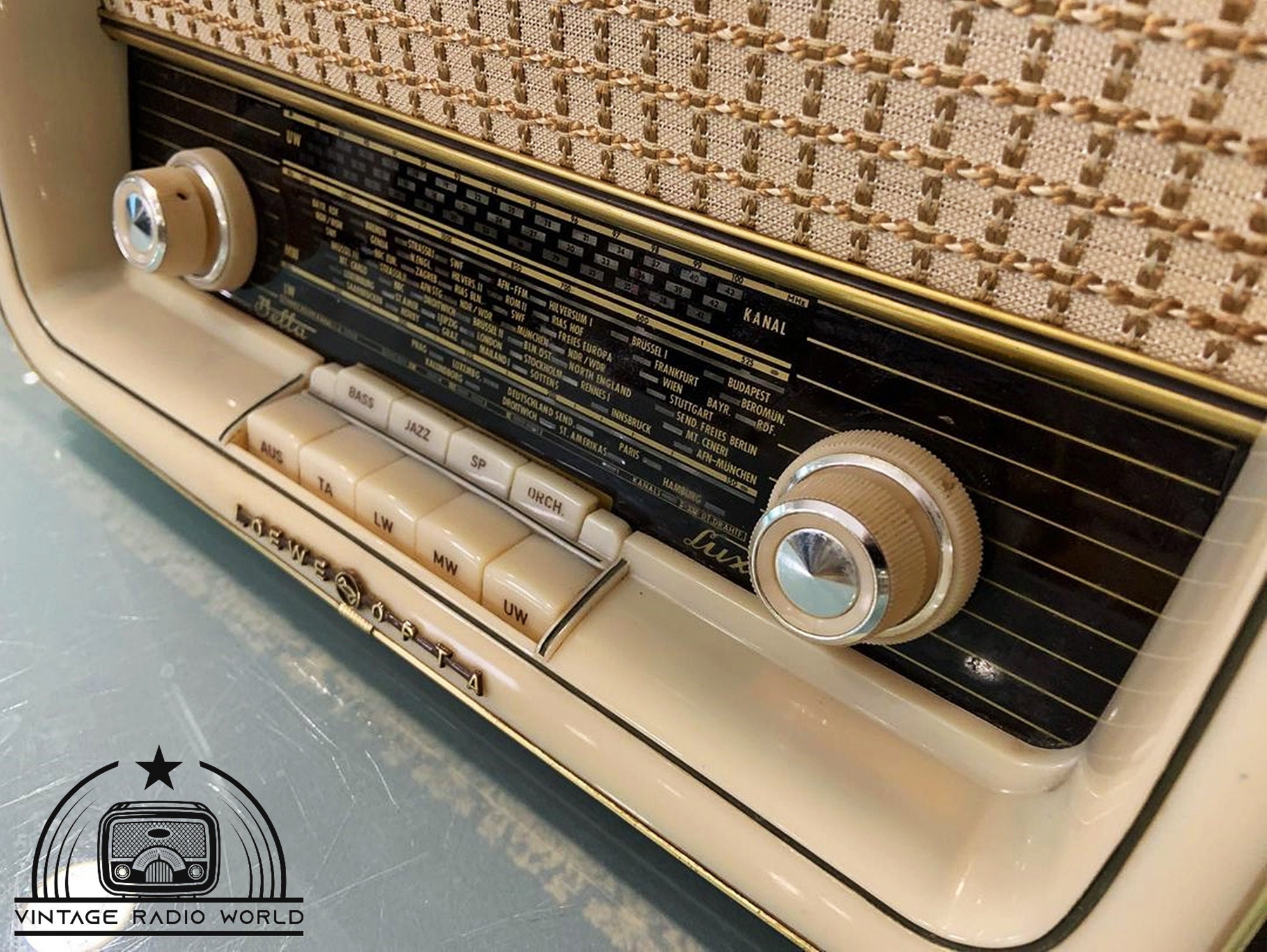 Loewe Opta Bella | Vintage Radio | Oiginal Old Radio | Radio | Lamp ...