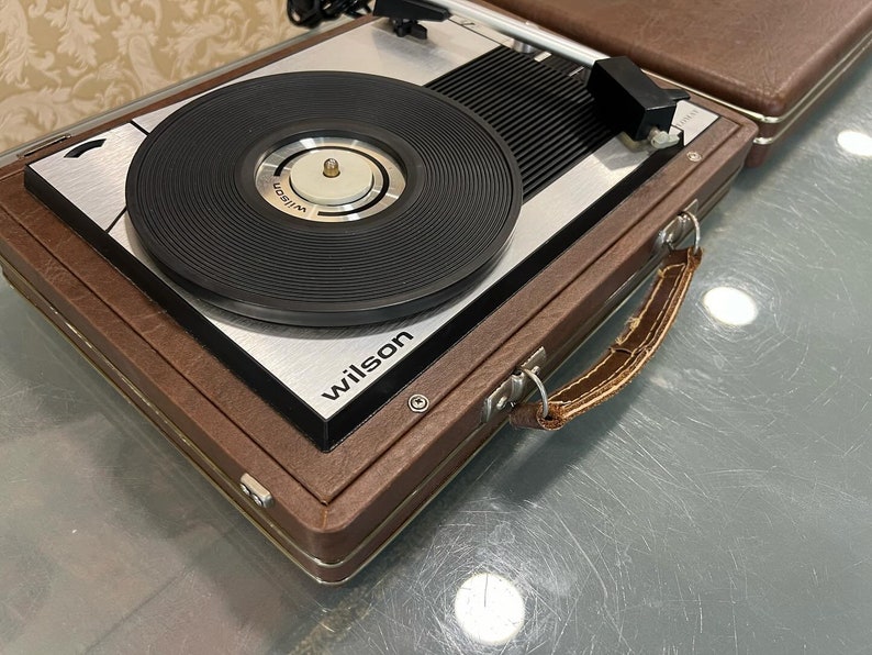 Wilson Portable Record Player | 33-45 RPM | High Condition | Fully ...