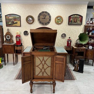 Ultra Rare German-made Early Period Coin-operated Gramophone | Fully ...