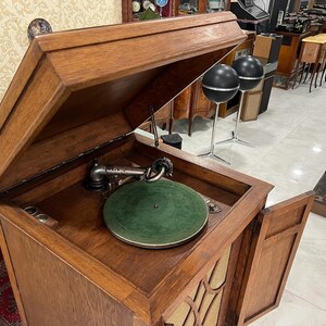 Ultra Rare German-made Early Period Coin-operated Gramophone | Fully ...