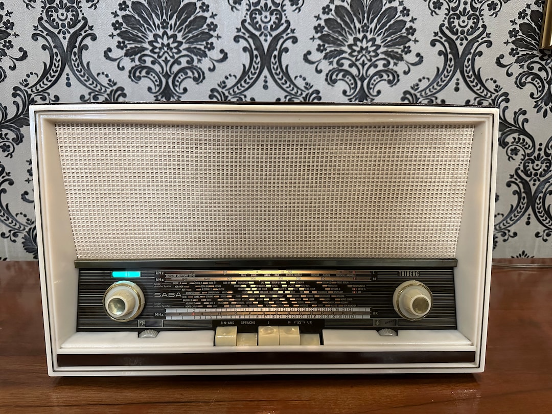 Saba Radio | Orjinal Old Radio | Saba Triberg-125 Radio | Lamp Radio ...