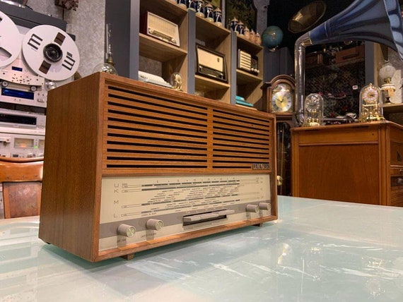 Loewe Opta Vintage Radio Orjinal Old Radio Antique Radio - Etsy