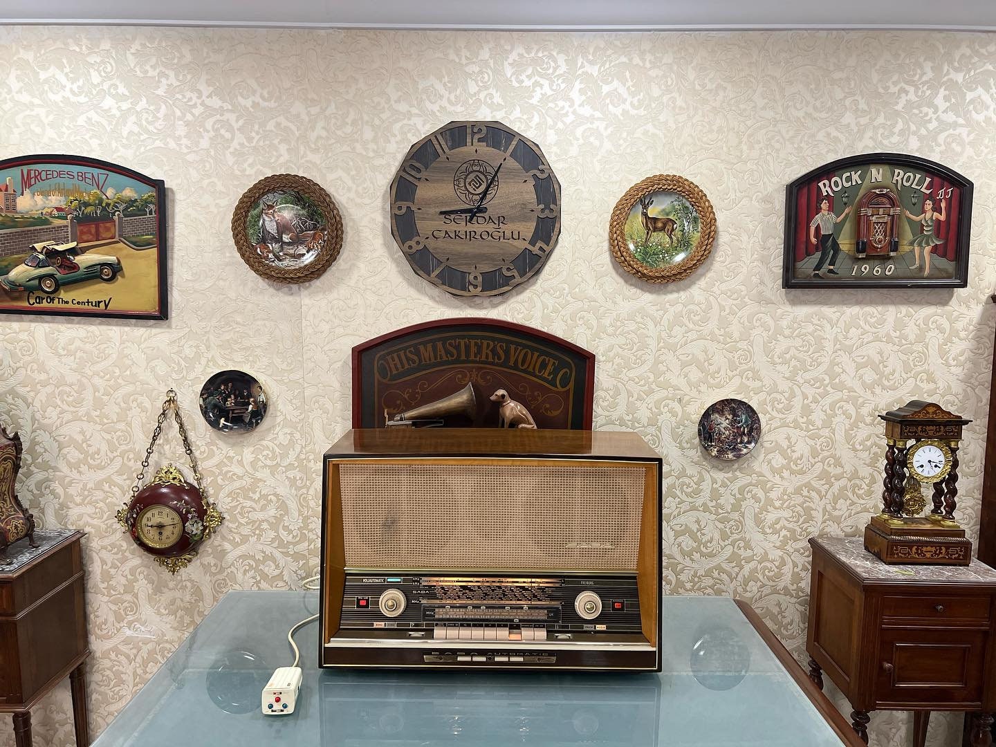 Antique Saba Freiburg 125 Stereo Tube Radio | Automatic | Remote ...