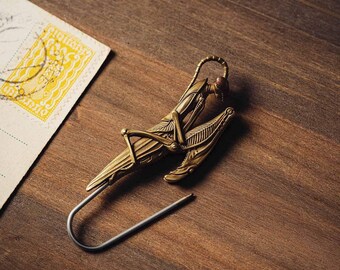 Praying Mantis Pin - Etsy