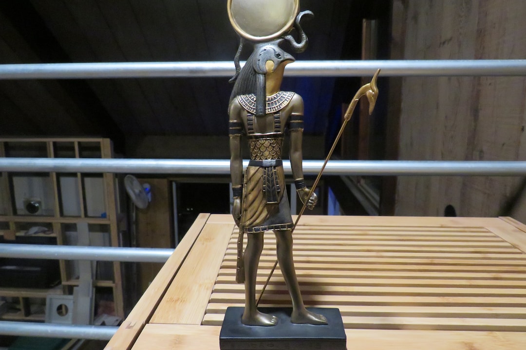 Horus Statue - Etsy