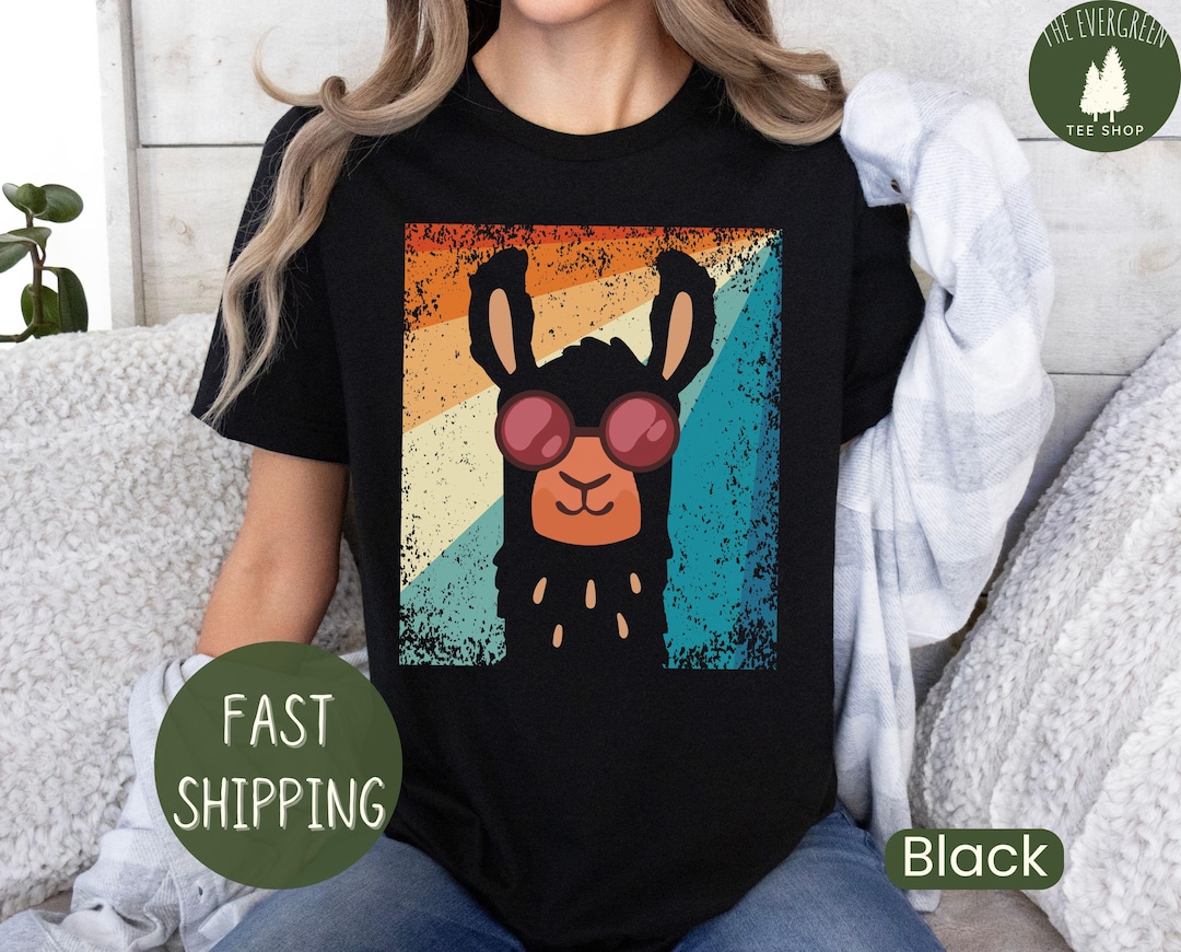 Retro Llama Shirt, Vintage Retro Style Llama Alpaca 80s Llama Lovers ...