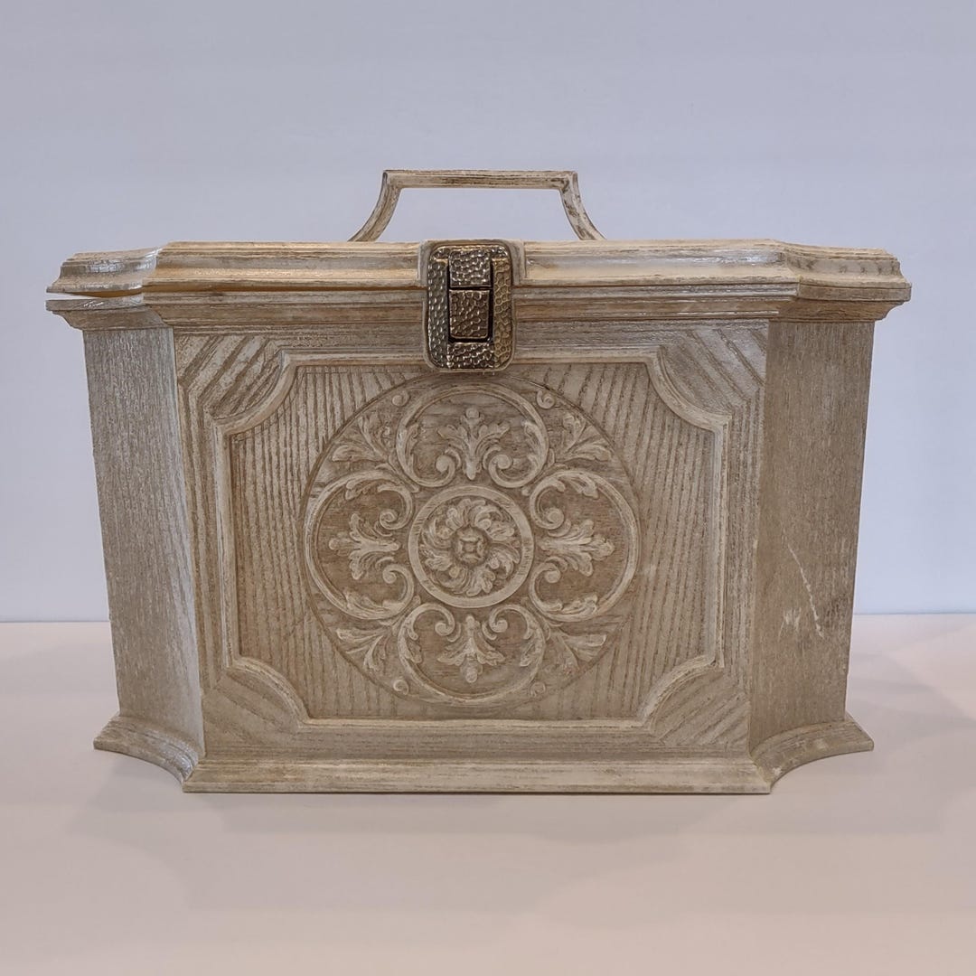 Vintage Max Klein Large White Gold Plastic Sewing Box With Lift Out Top ...