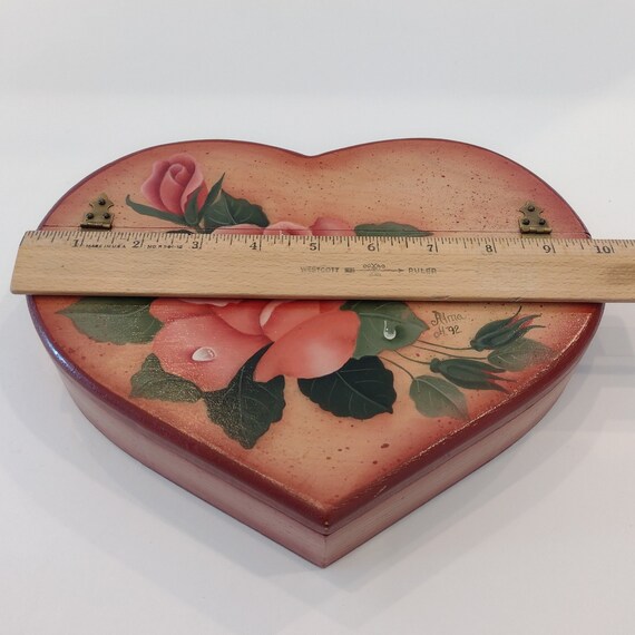 Vintage Heart Shaped Rose Toll Painted Wood Jewelry B… - Gem
