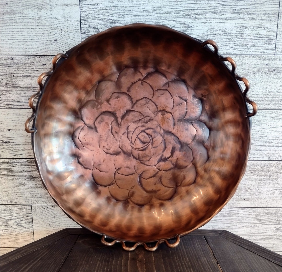 Vintage Hand Hammered Solid Copper Round Tray Bowl Floral Relief Center ...