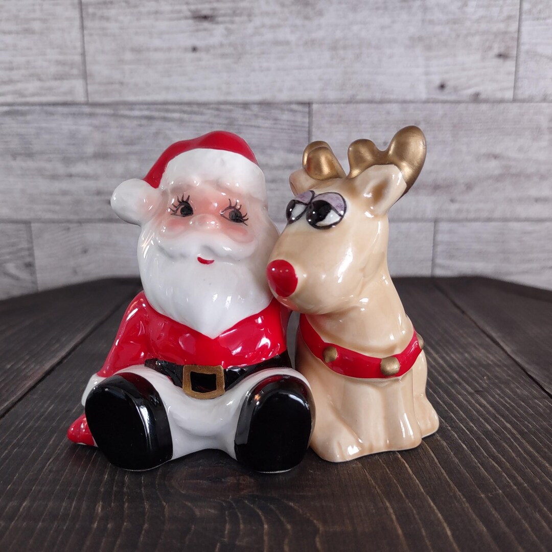 Vintage Hugging Santa and Reindeer Salt and Pepper Shakers Japan ...