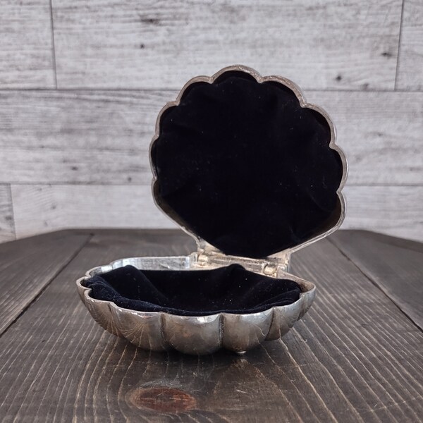 Shell Ring Box - Etsy