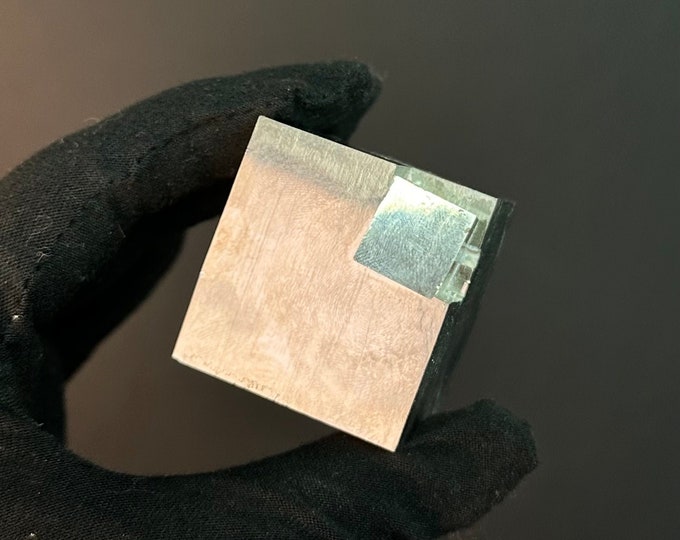 Genuine Single Cube Pyrite Specimen From Mina Ampliación A Victoria ...