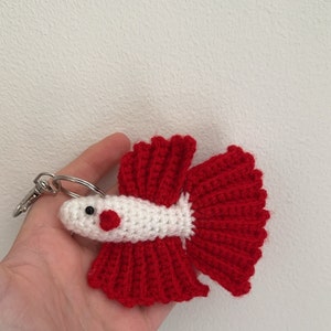 Crochet Betta Fish Keychain - Etsy