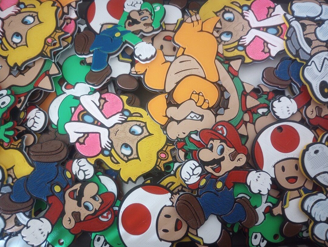 Super Mario 3D Printed Flair Pinback, Magnets, Keychains Various Mario ...