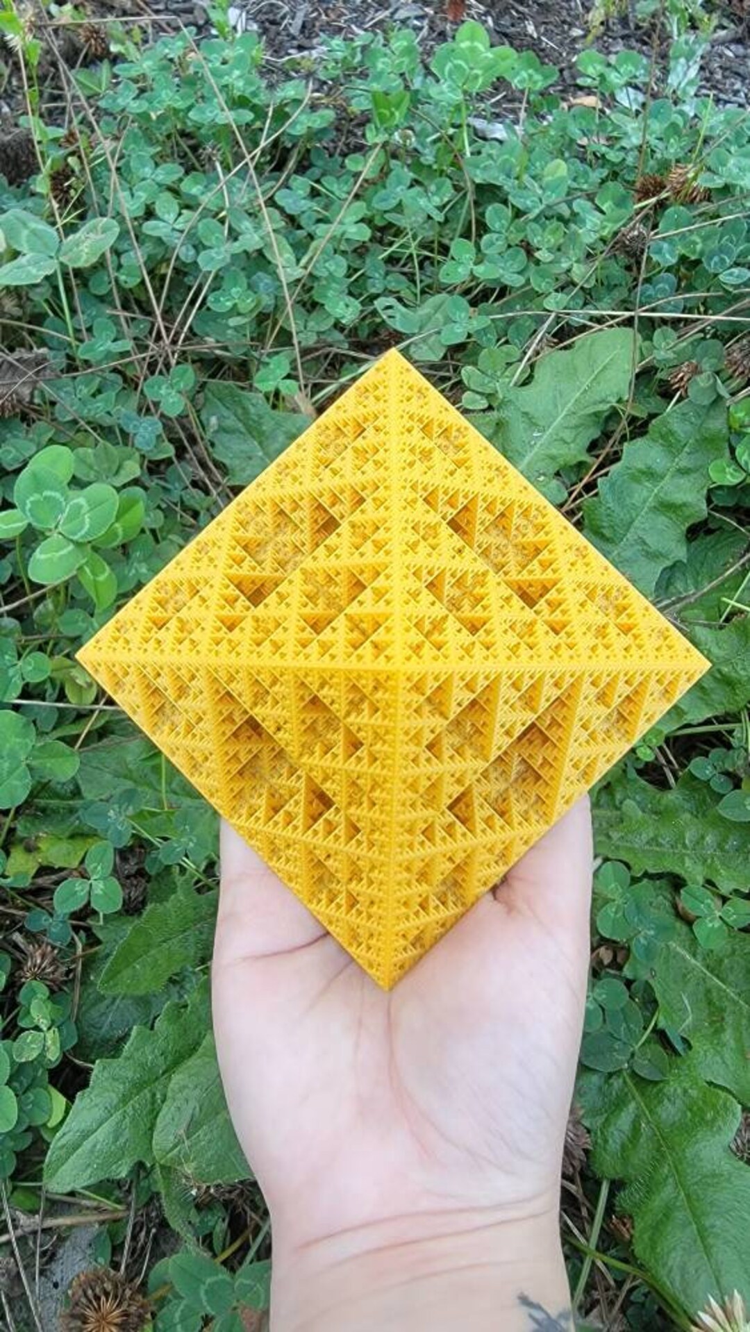 Fractal Pyramid, Gold 3D Printed Sierpinski Fractal Pyramid, Art ...