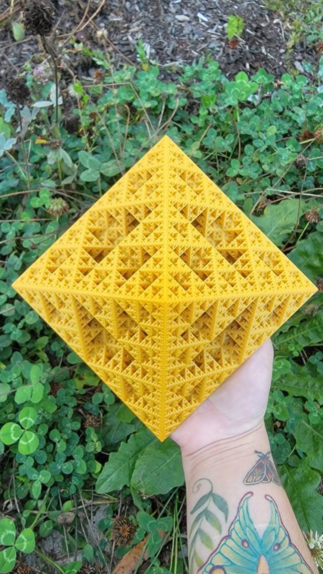 Large Fractal Pyramid, Unique Gold 3D Printed Sierpinski Fractal ...