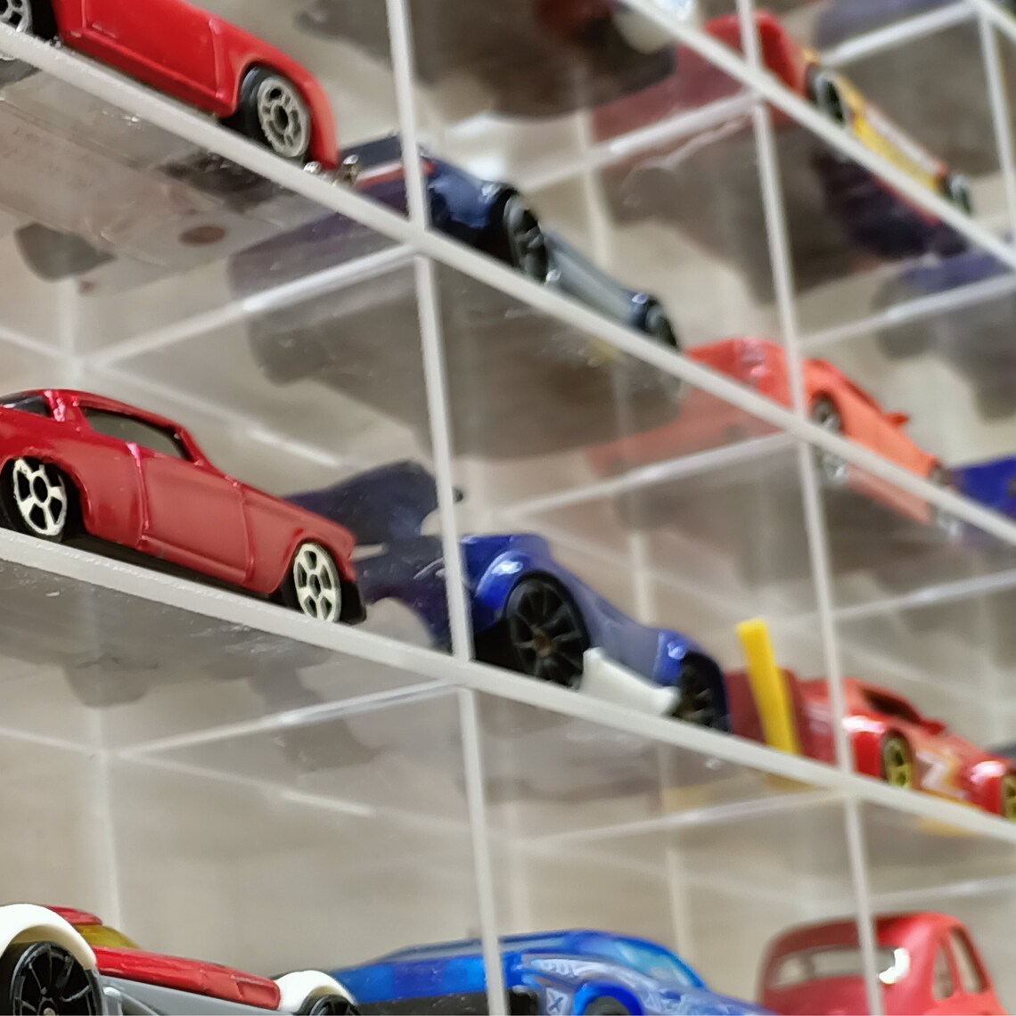 Plexiglass Car Display Case: Hotwheels & Matchbox Compatible Toy Garage ...