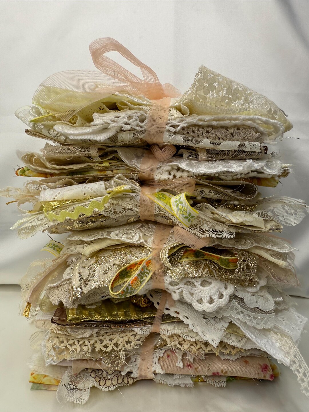 30 Pieces of Vintage Lace Scrap Pack, for Slow Stitching, Journals ...