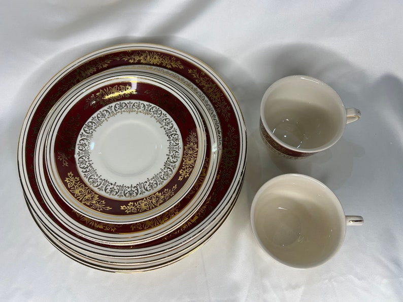 John Maddock & Sons LTD Ivoryware. Maroon/burgundy Gold Dinner Set ...