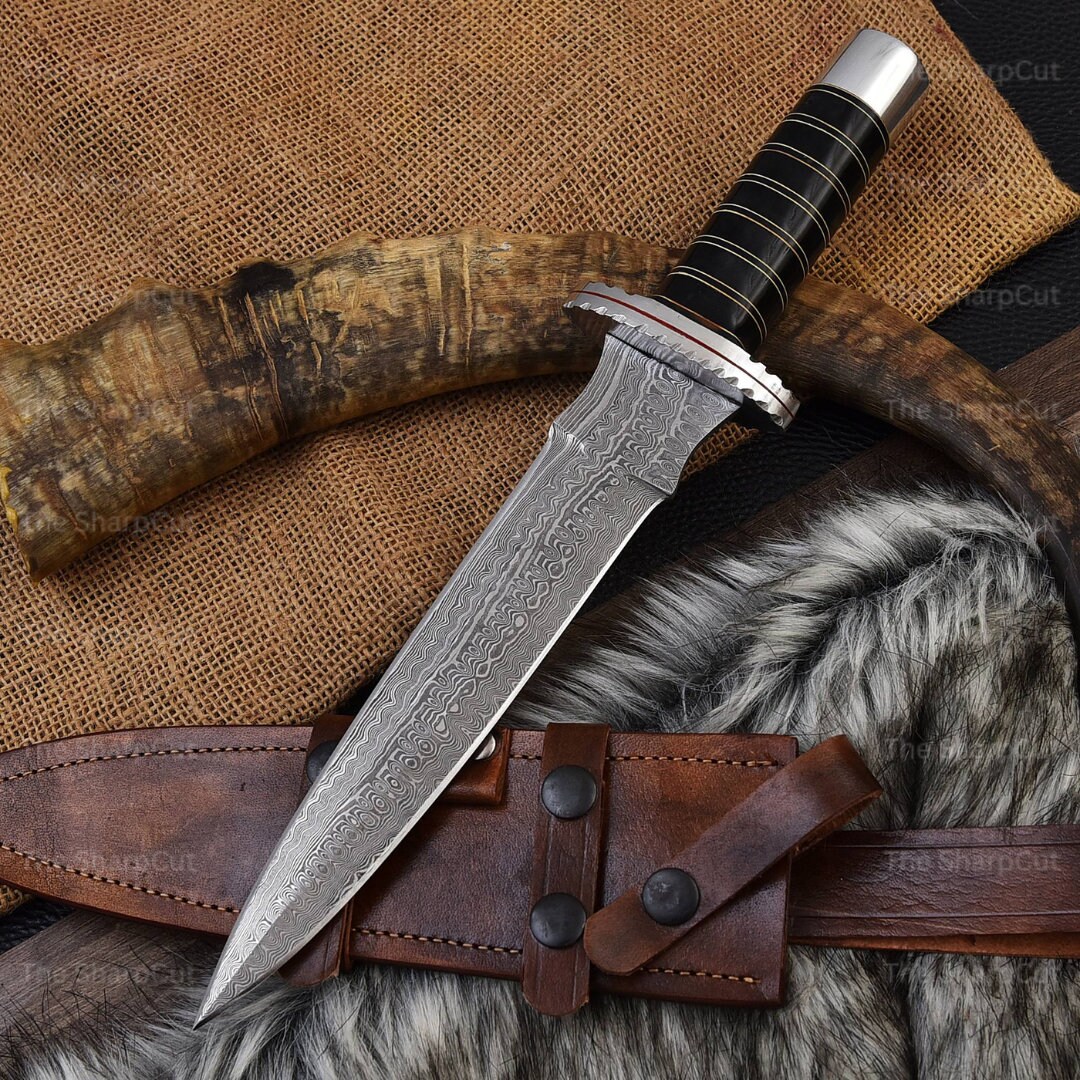 Damascus Dagger With Beautiful Bull Horn Handle and Leather Sheath ...