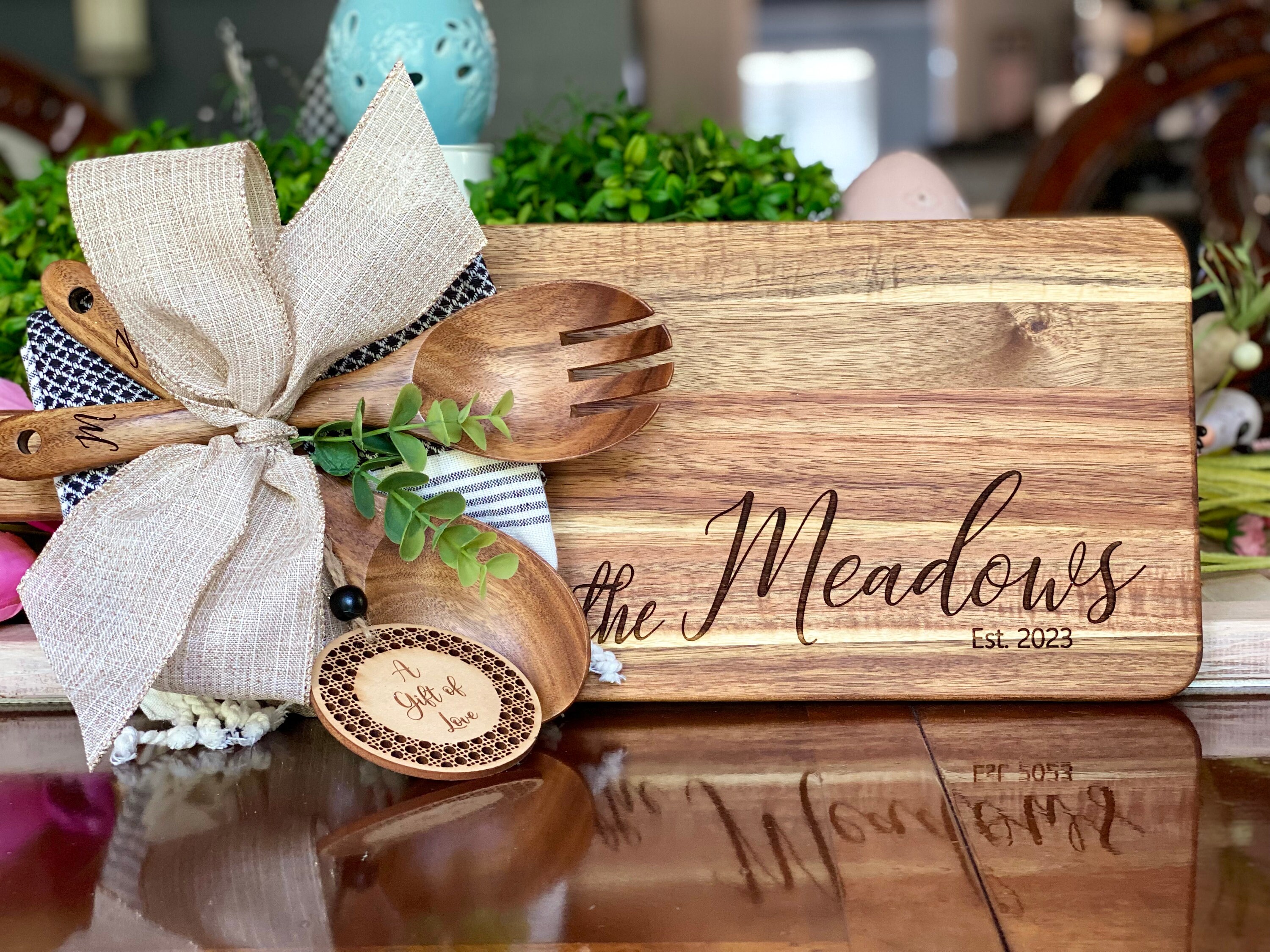 Family Name Gift Set, Personalized Cutting Board Wedding Gift ...