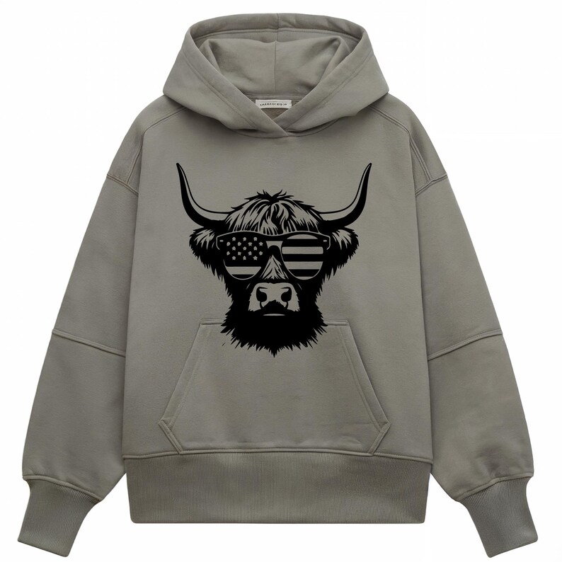 Highland Cow USA Flag SVG Bundle: Patriotic Farm Clipart (digital ...