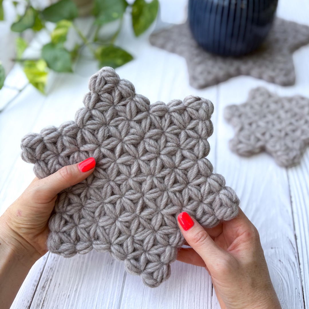 Crochet Star Trivet Pattern: Jasmine Stitch Christmas Decor (3 Sizes ...
