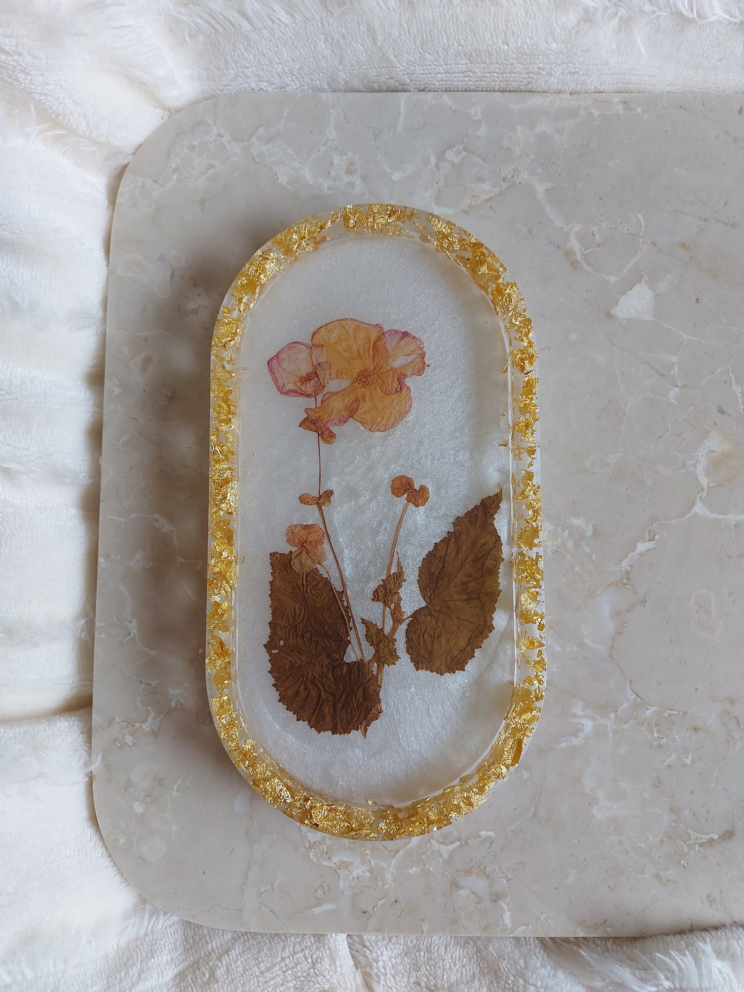 Handmade Dried Flower Gold Flake White Epoxy Resin Serving - Etsy