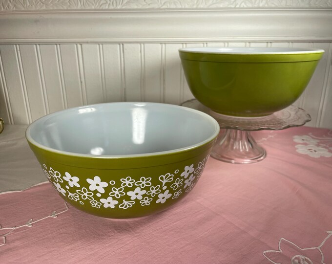 Vintage 70s Pyrex Spring Blossom 2.5 Quart Green Mixing Bowls (set of 2 ...