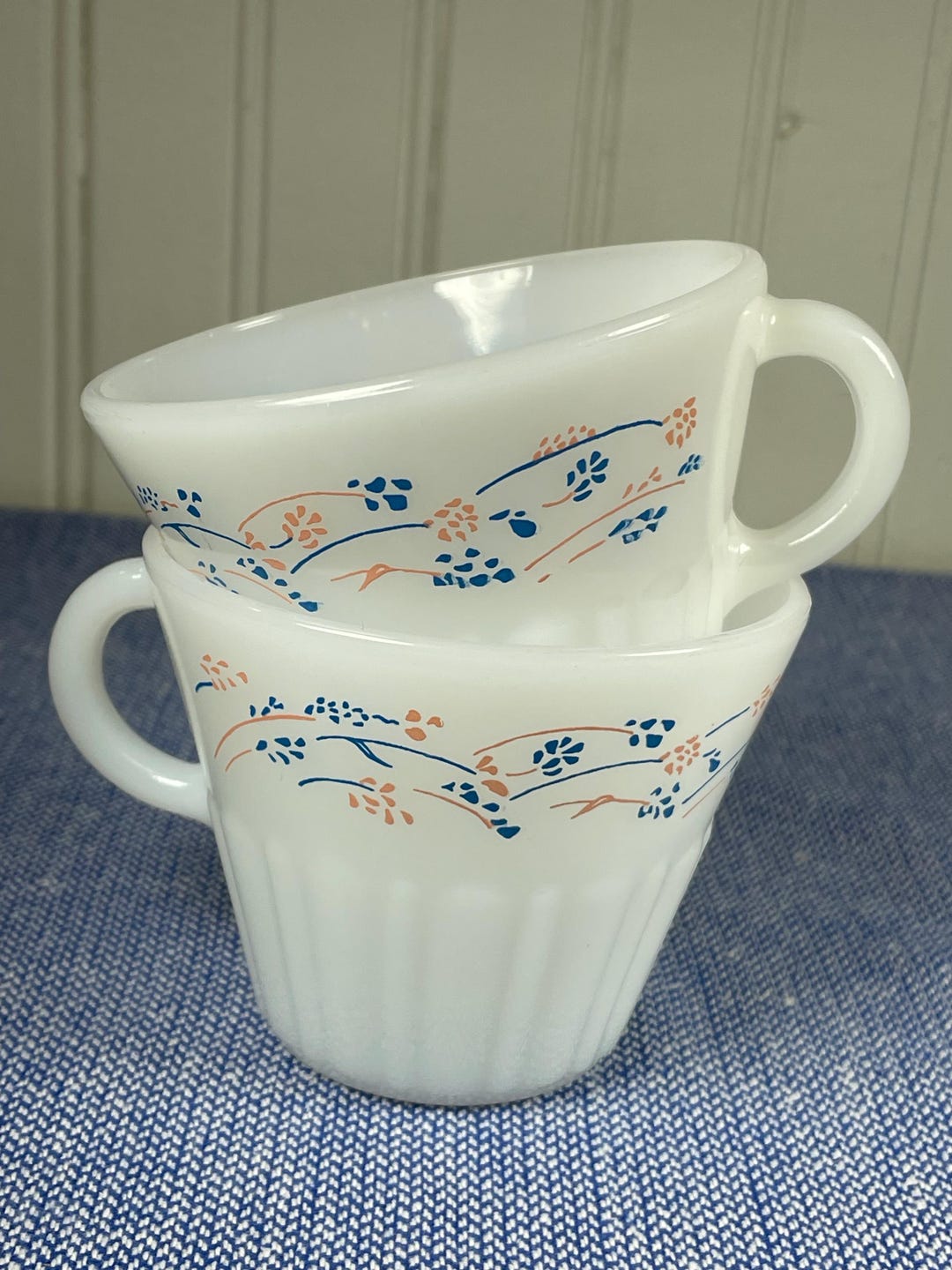 Set of 2 Vintage 60s Termocrisa Milk Glass Cups | Blue and Coral Floral ...