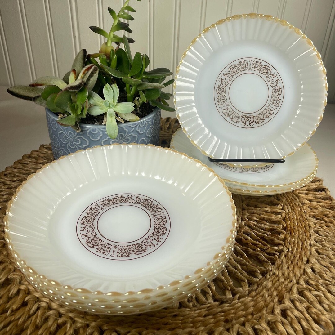 Vintage Mexico Milk Glass Dishes Set of 8 Shallow Bowls and Dessert ...