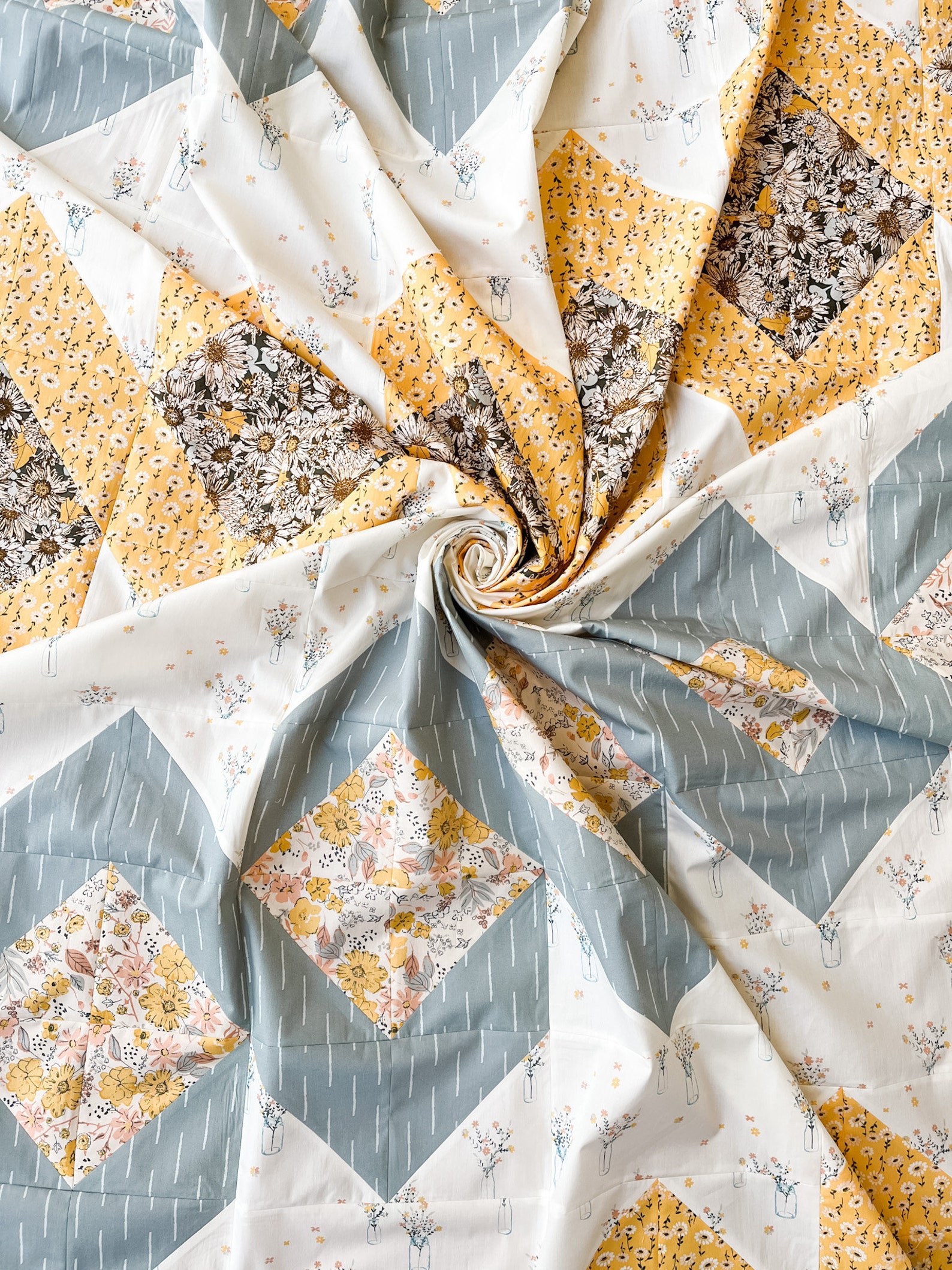 Daisie Chains Quilt Pattern - PDF DOWNLOAD - Etsy