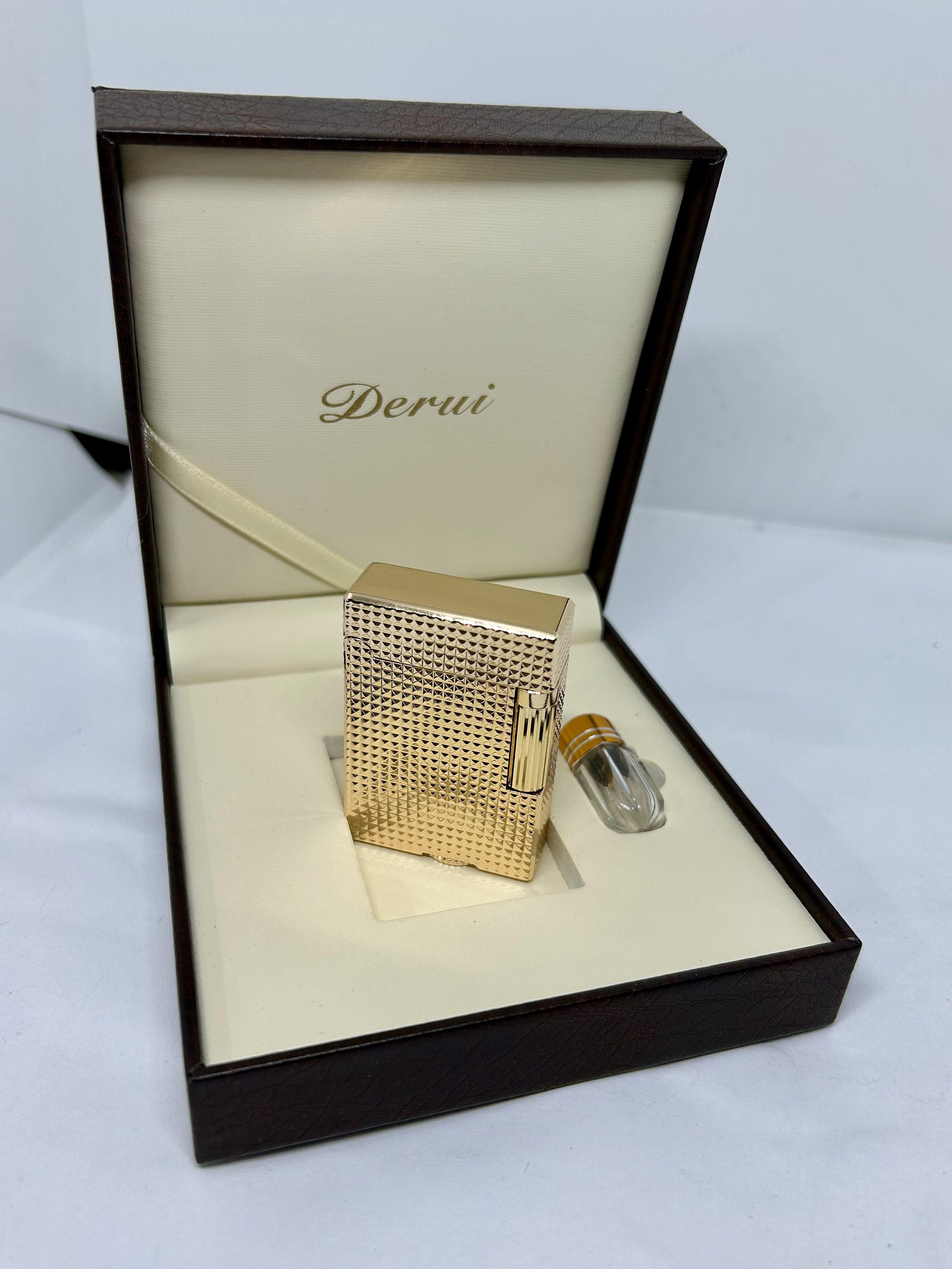 Amazing Gold Plated Collectable Vintage Gas Lighter Soft Flame Old ...