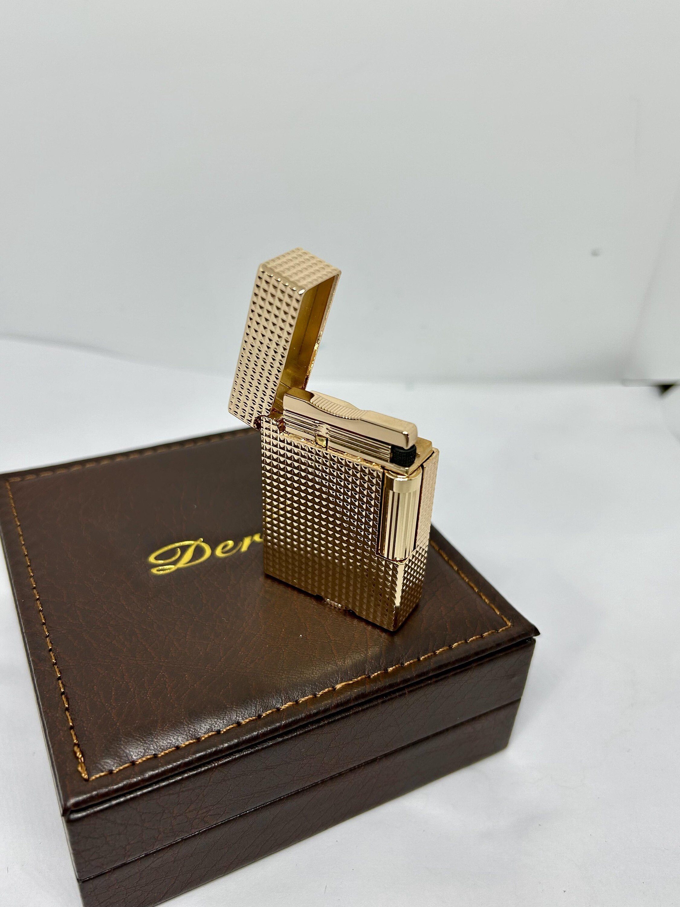 Amazing Gold Plated Collectable Vintage Gas Lighter Soft Flame Old ...