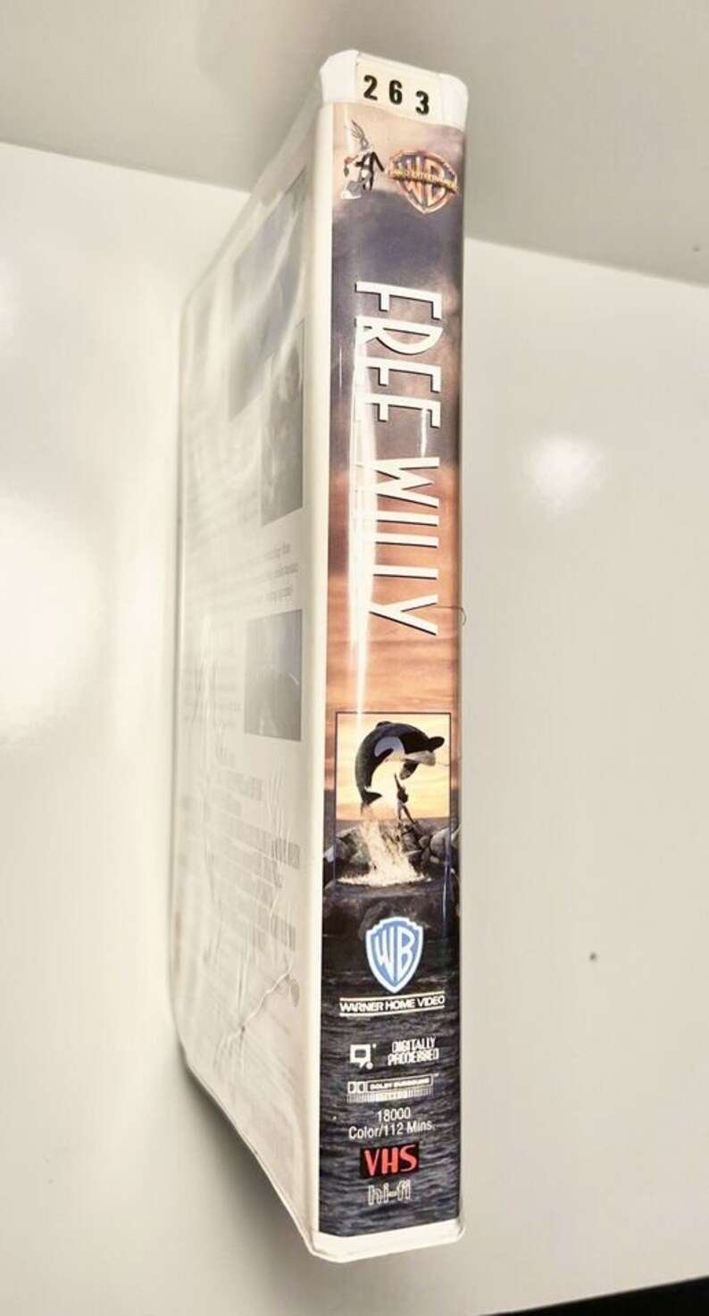 Free Willy VHS Tape - Etsy
