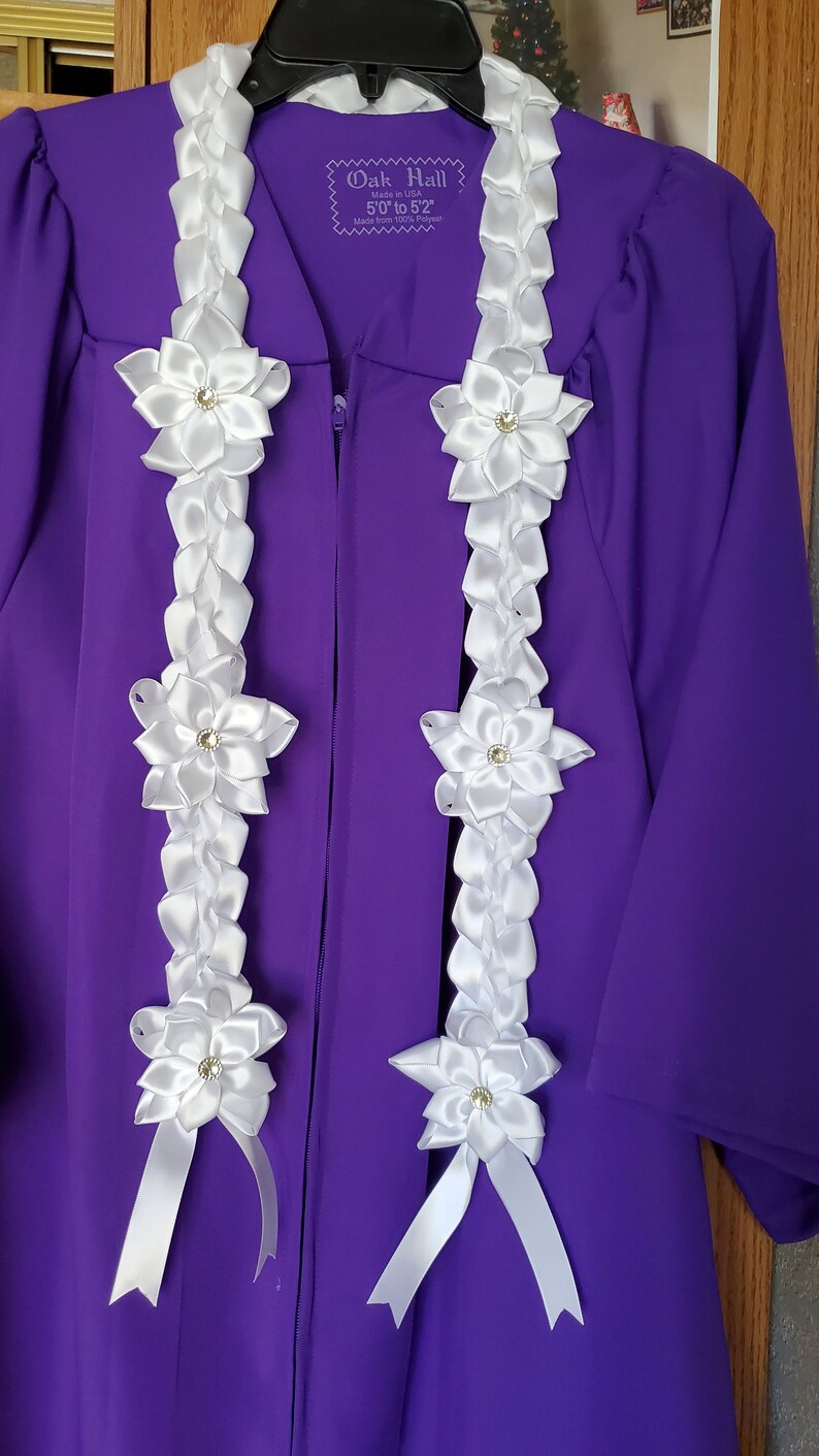Graduation Lei in 1 Color. It Looks Really Nice on Your Graduates. - Etsy