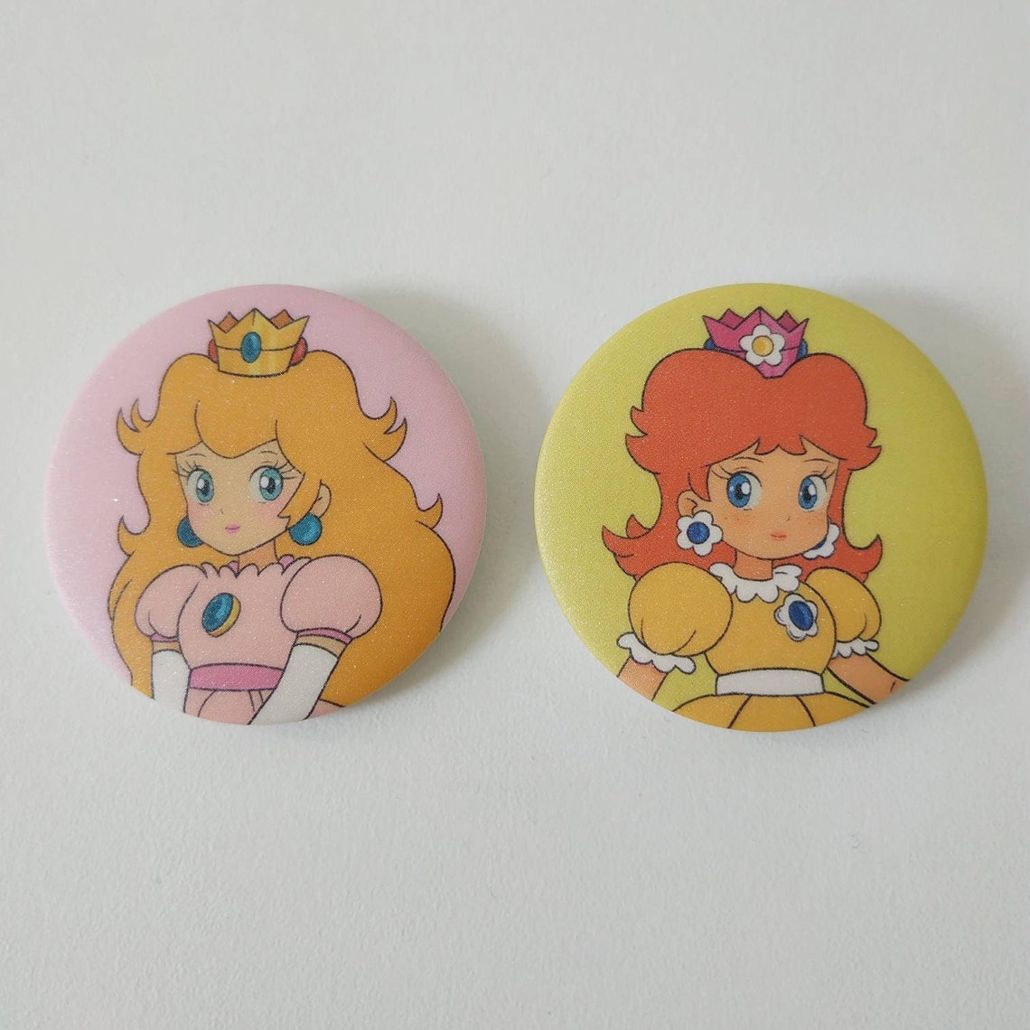 Button Princess Peach and Princess Daisy - Etsy